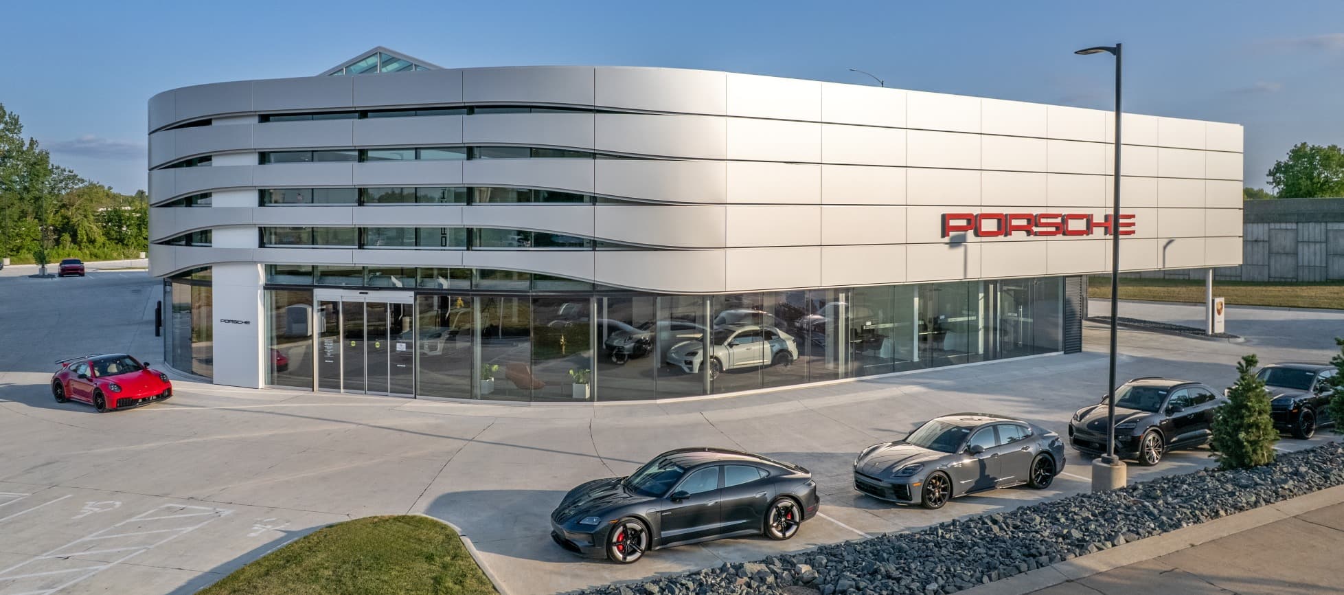 Porsche Des Moines | Porsche Center Near Me | West Des Moines, IA